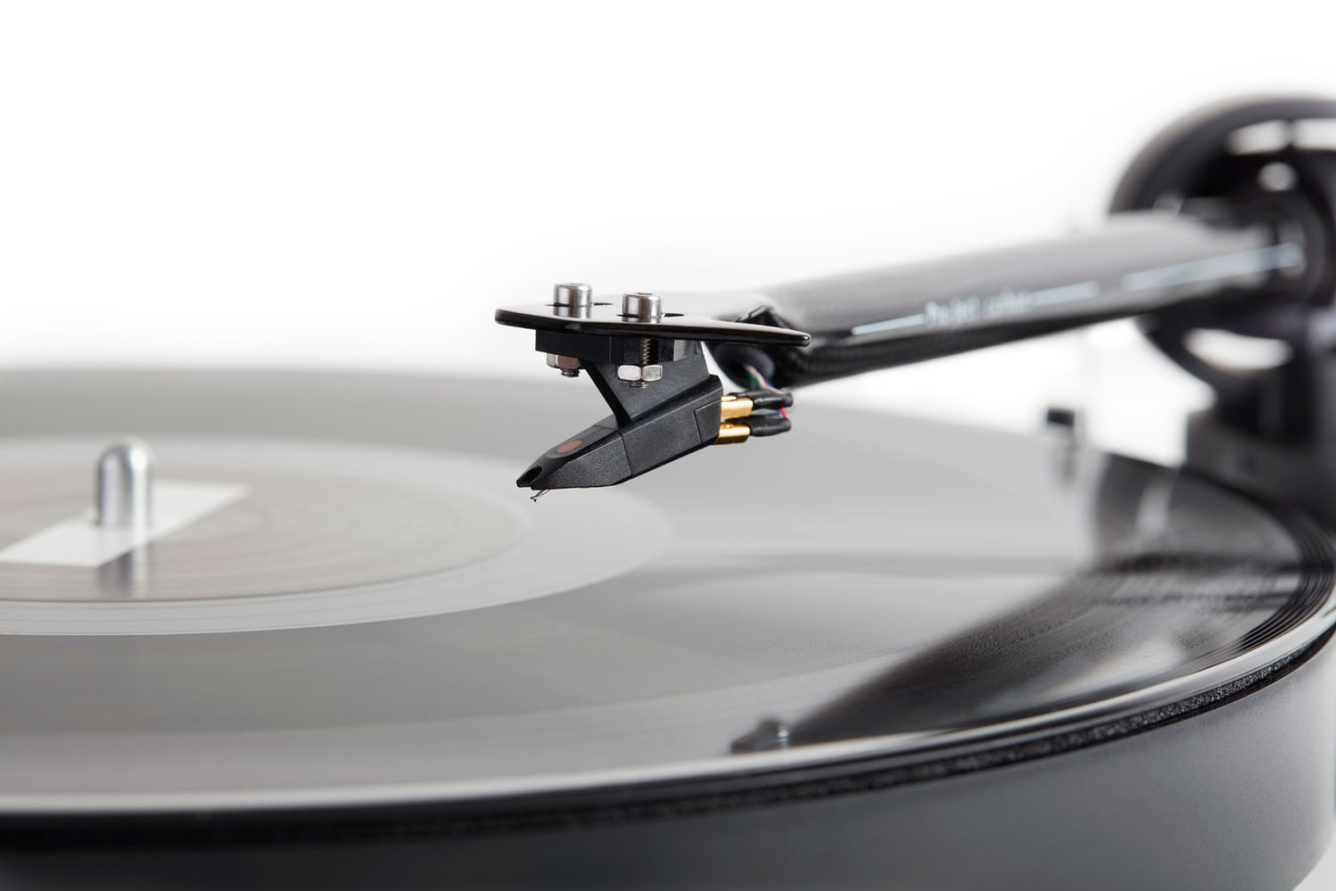 The World's First Levitating Turntable - MAG-LEV Audio